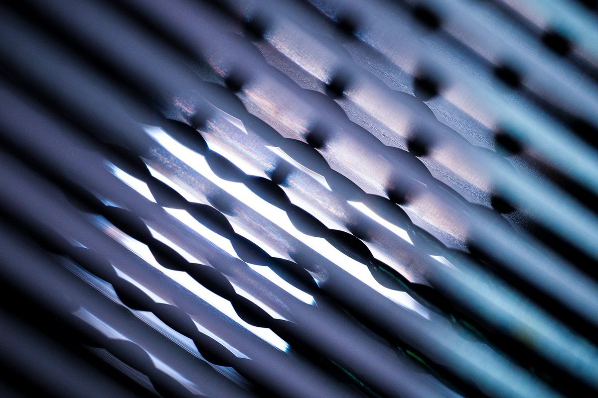 Bainitically hardened and tempered steel strip for cutting and stamping ...